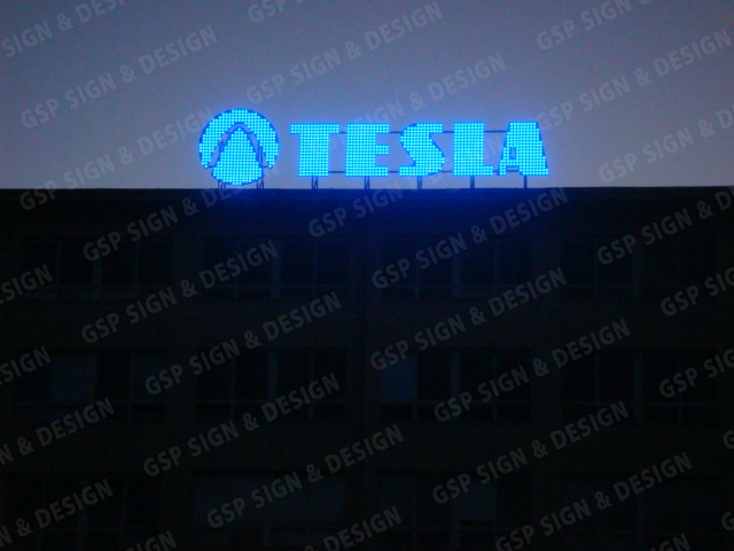 Tesla | Sign Making GSP.cz